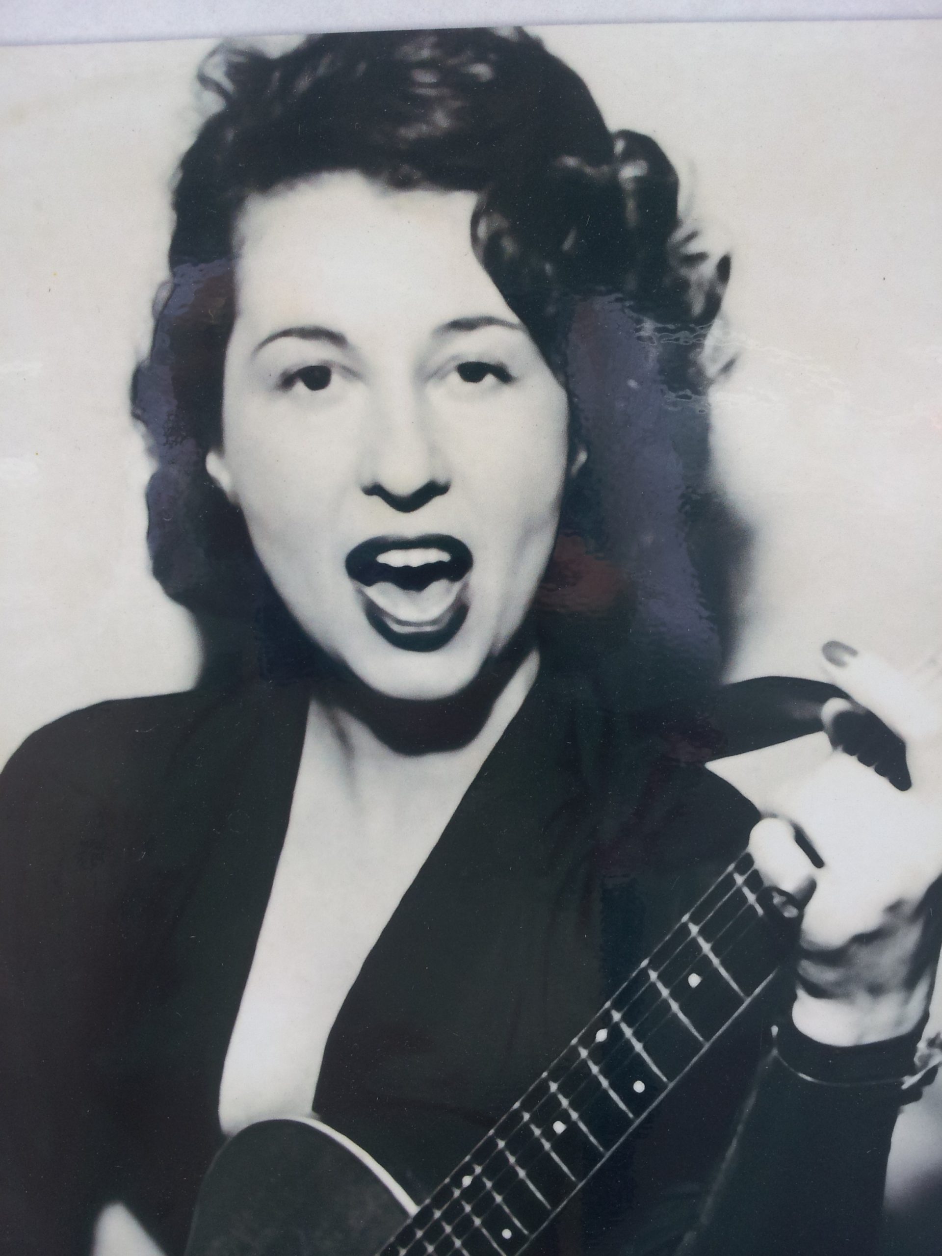 Anna Marly | La Femme Qui Marche